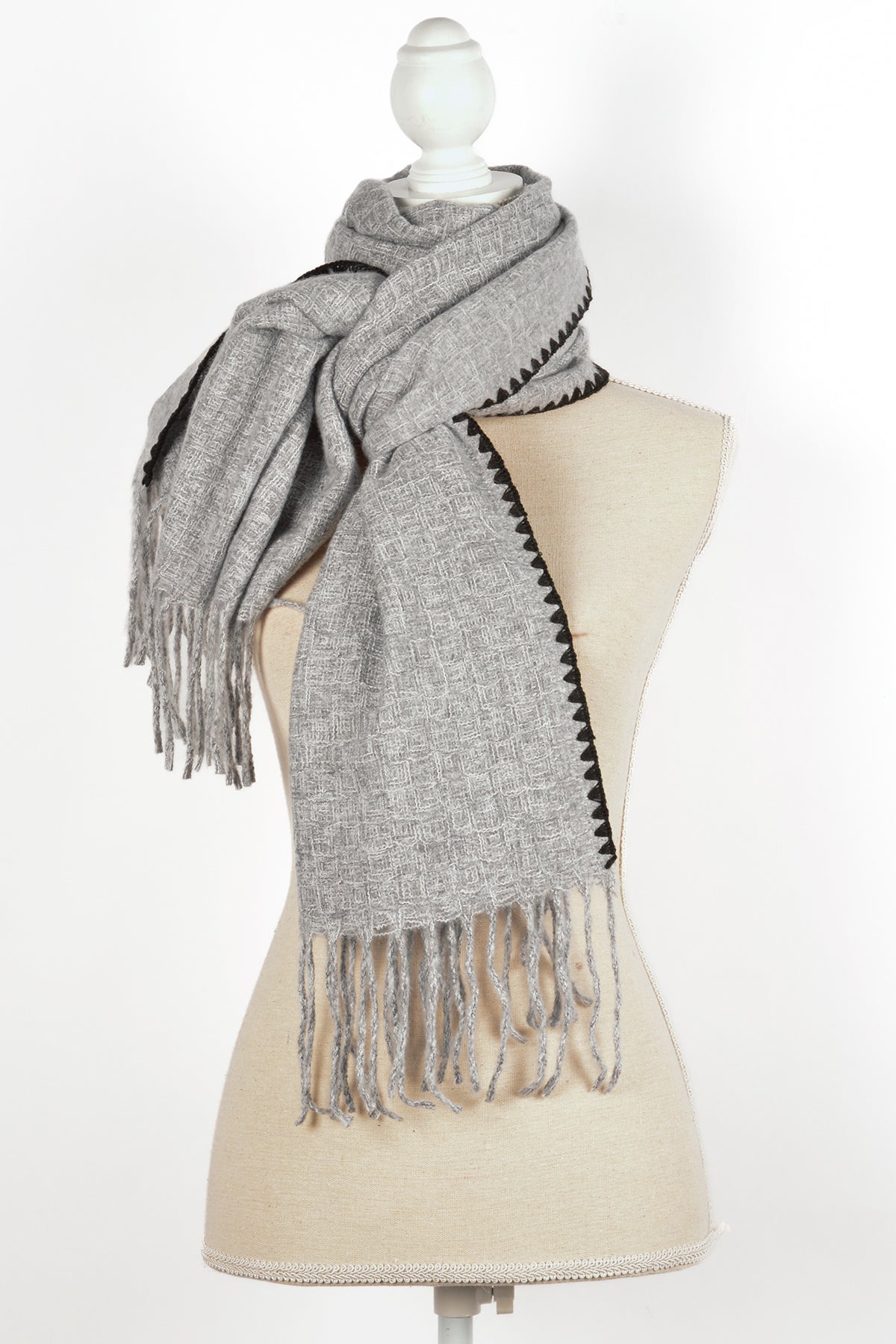 GC2926LGY – Catherine Lillywhite's